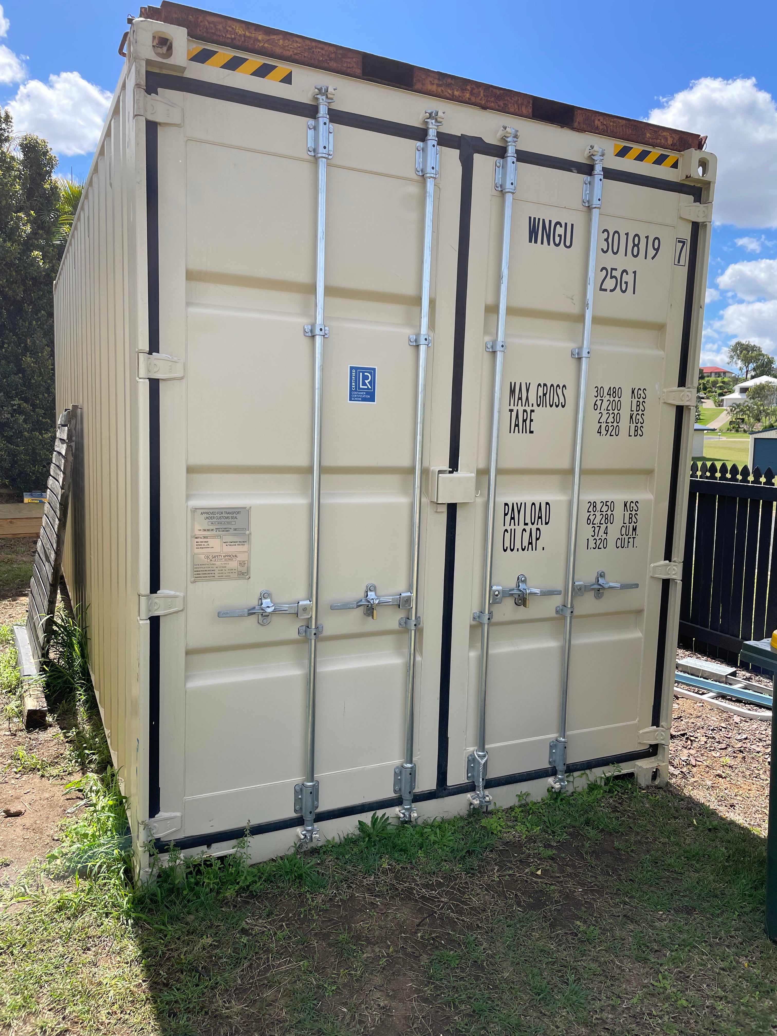 20ft HC Shipping Container | CQ Shelving